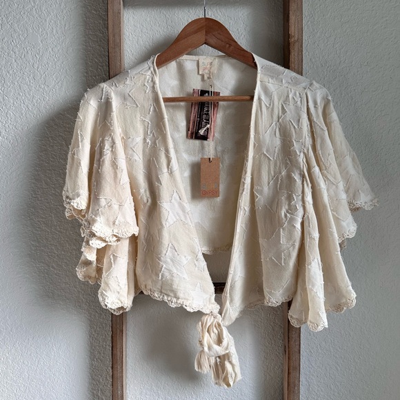 Surf Gypsy | Tops | Surf Gypsy Star Textured Wrap Tie Front Top Nwt Sz ...